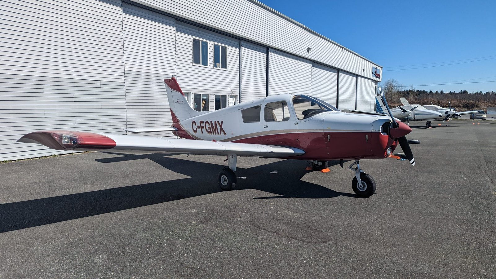 Want to be a pilot but it costs too much? - Canadian Flight Centre